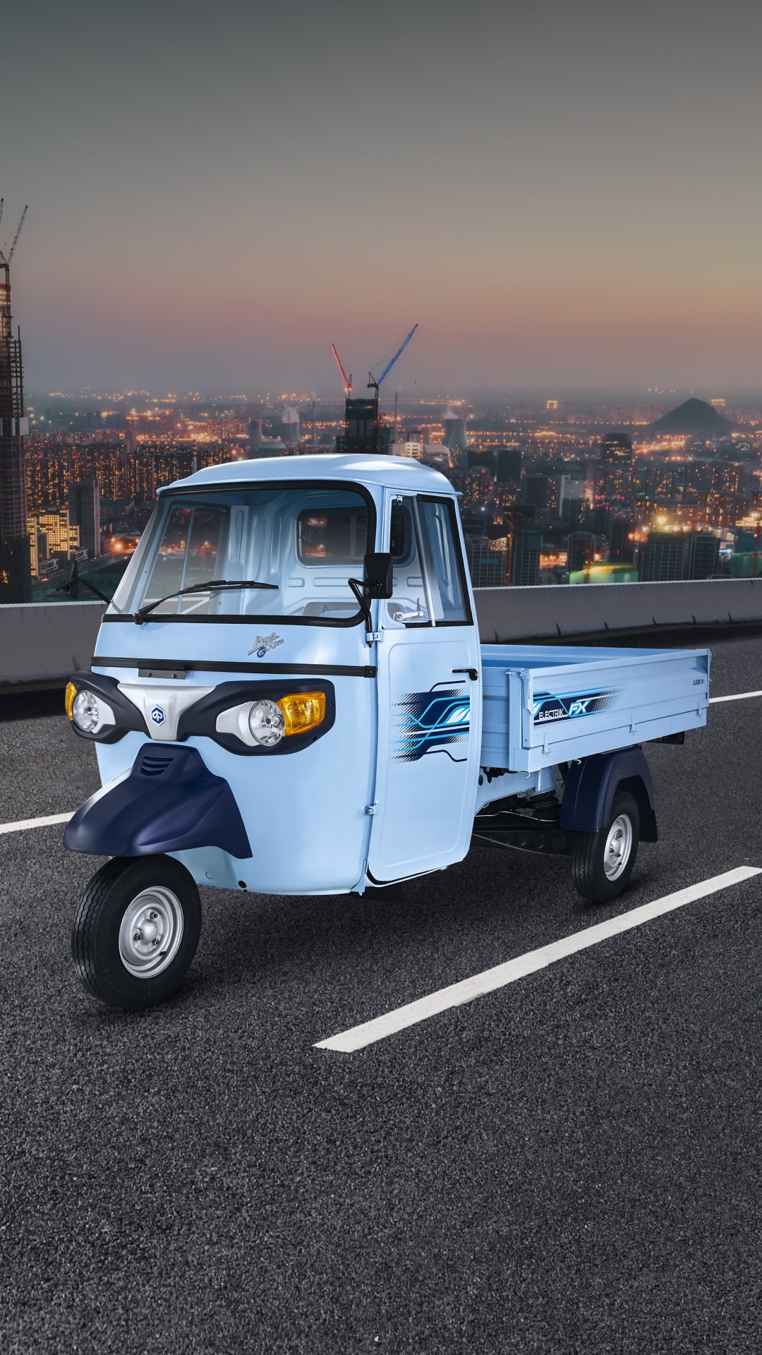 Piaggio Ape Xtra HT 3 Wheeler CNG Tempo - Price & Specs